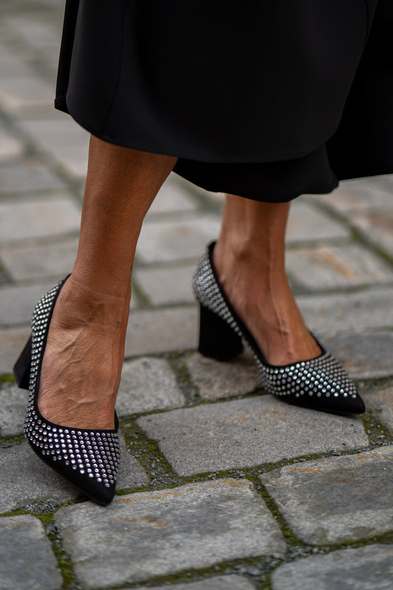 KMB Sort semsket pumps med strass – Belloshop